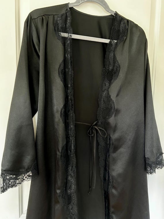 vintage black lace robe - Gem