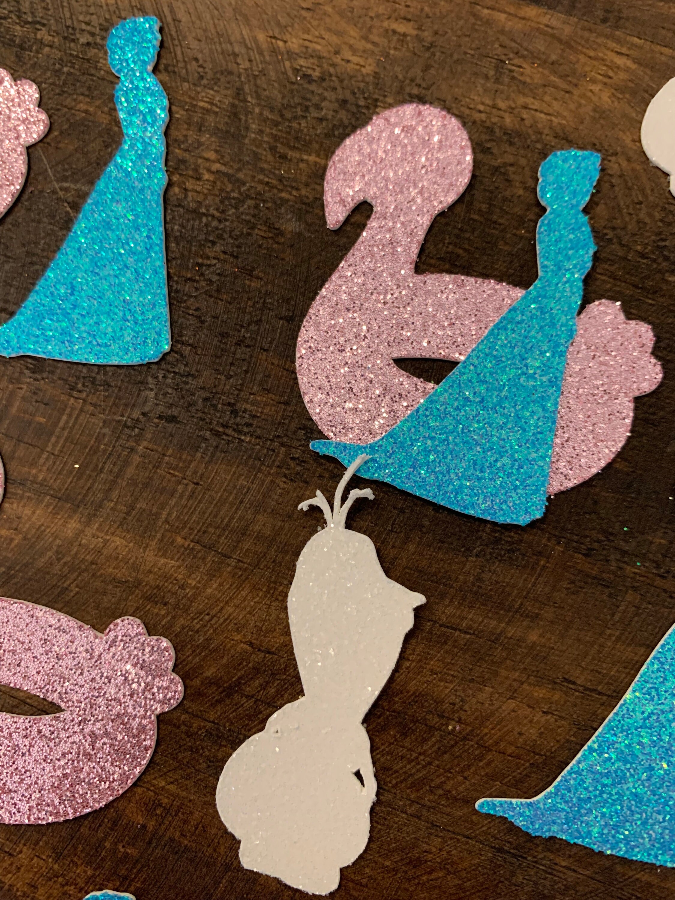 Elsa Pool Party Glitter Confetti, Elsa and Olaf With Flamingo Pool ...