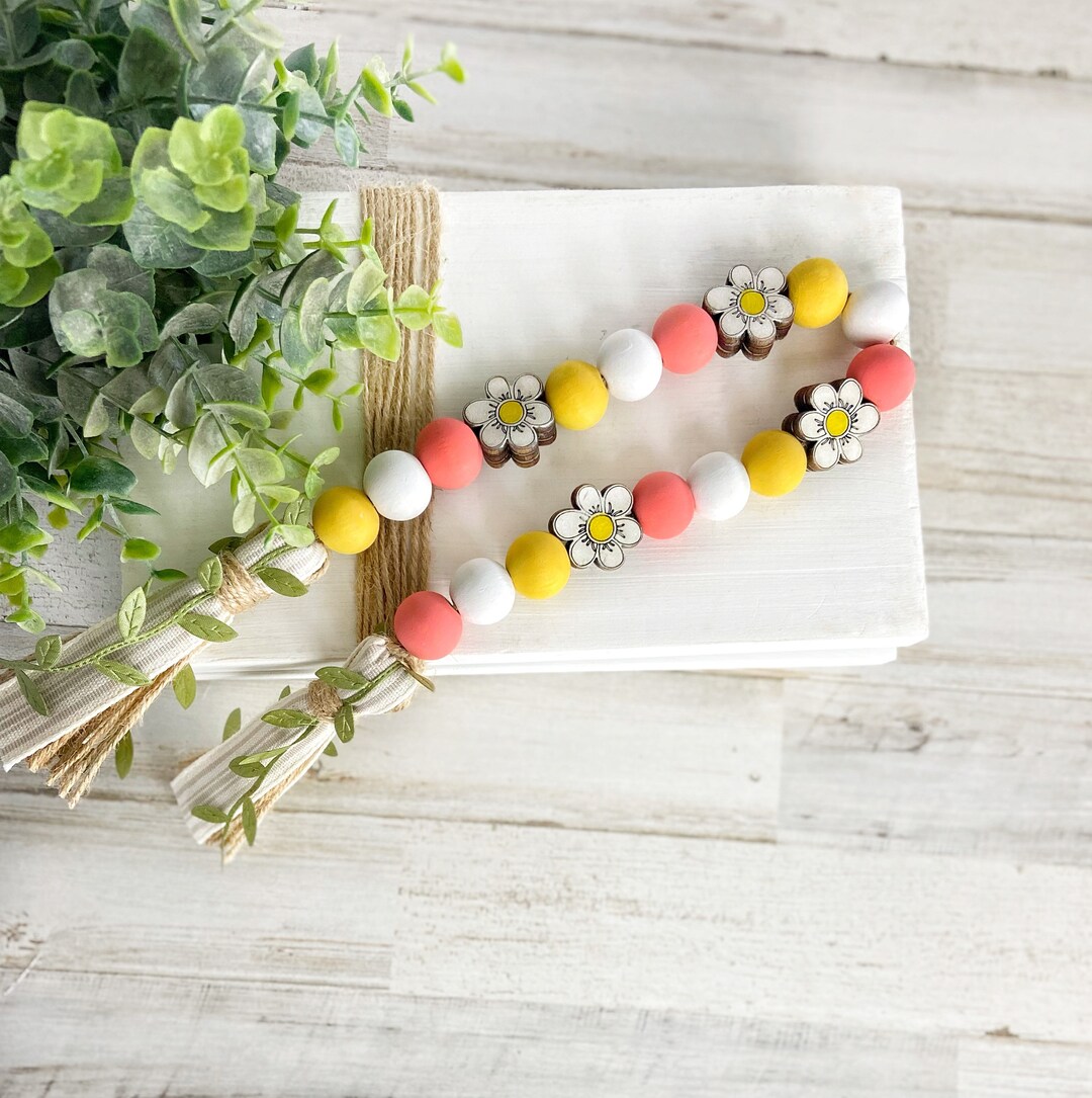 Daisy Wooden Bead Garland, Boho Flower Garland, Spring Tiered Tray ...