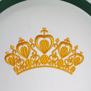 Crown Machine Embroidery Design. Tiara Embroidery Pattern. Pe/pes/hus ...