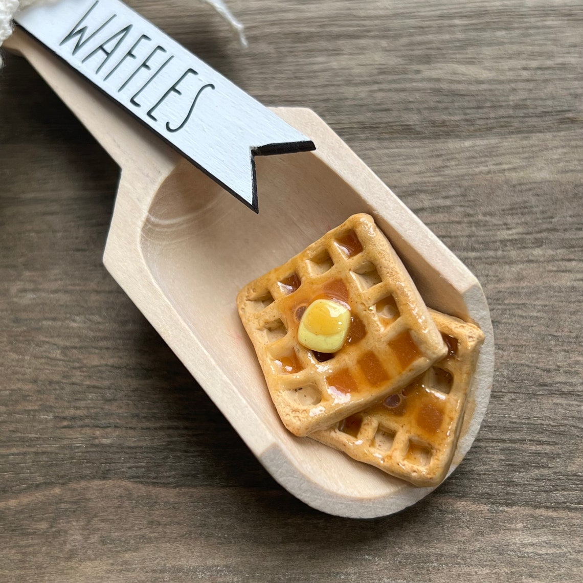 Mini Waffle or Pancake Bead Garland Scoop for Waffle or Pancake Mix ...