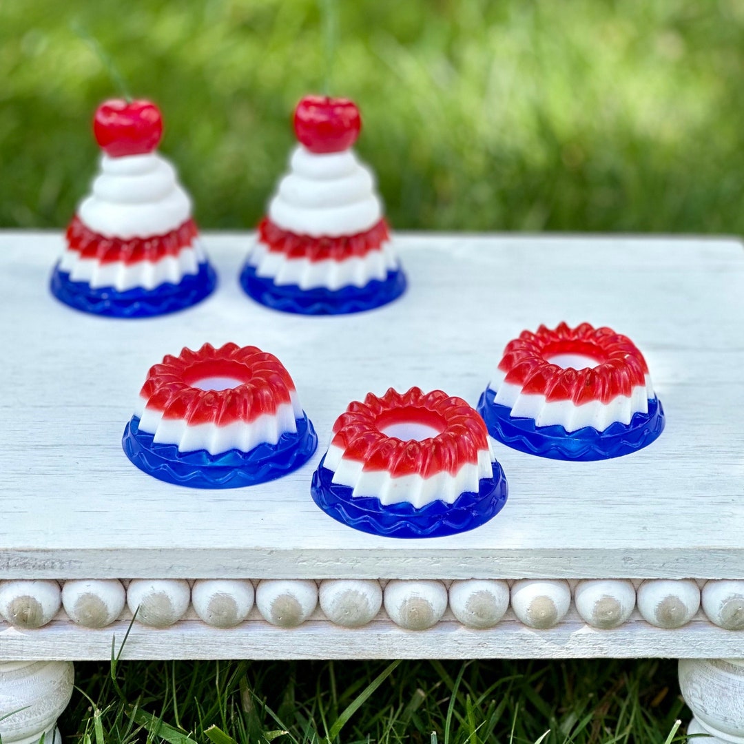Fourth of July Jello, Fake 4th of July Mini Jello, Red White and Blue ...