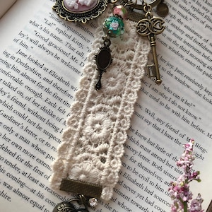 Regency Keychain, Fancy Keychain, Jane Austen Keychain, Jane Austen ...