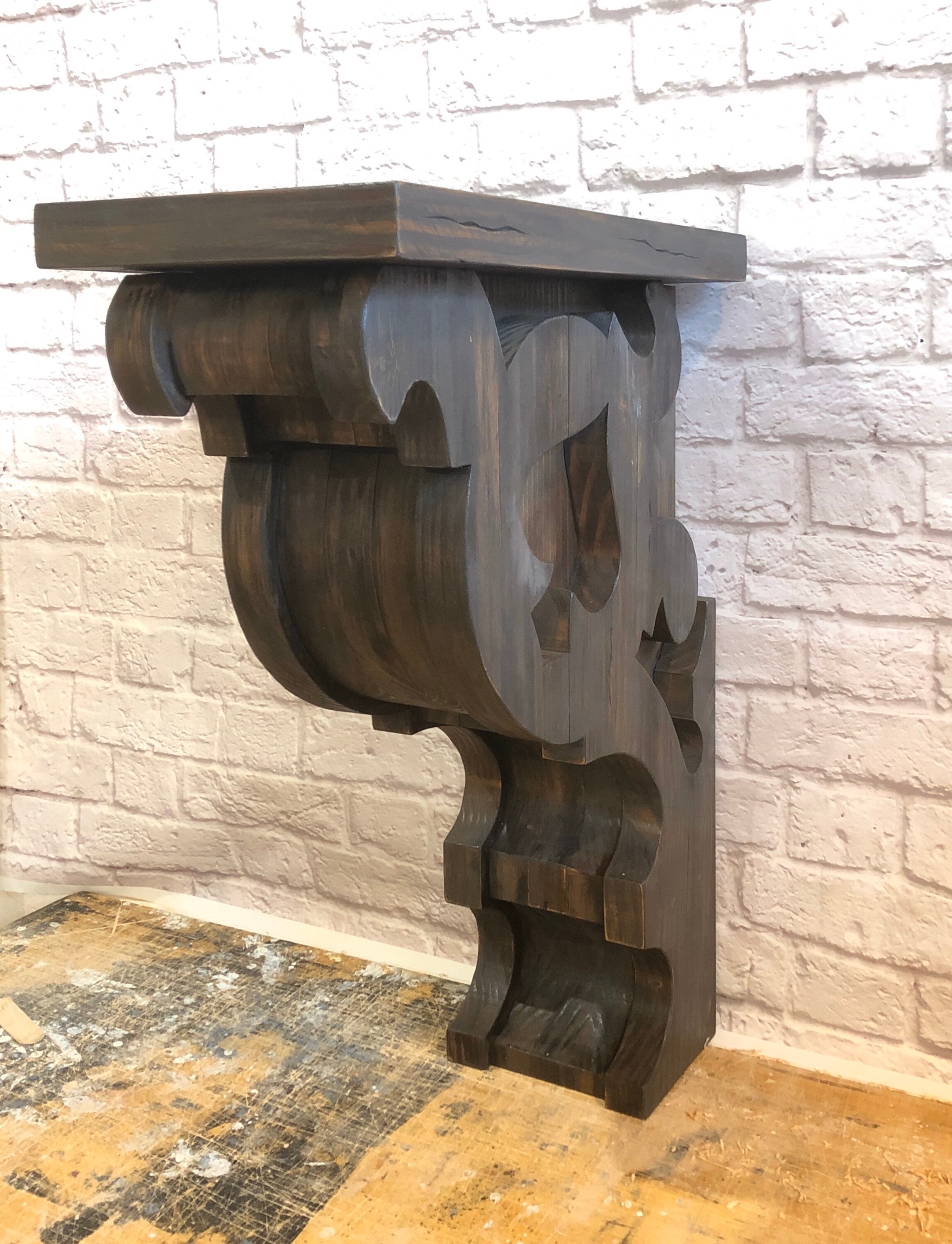 Large corbels, furniture leg corbels, desk supports