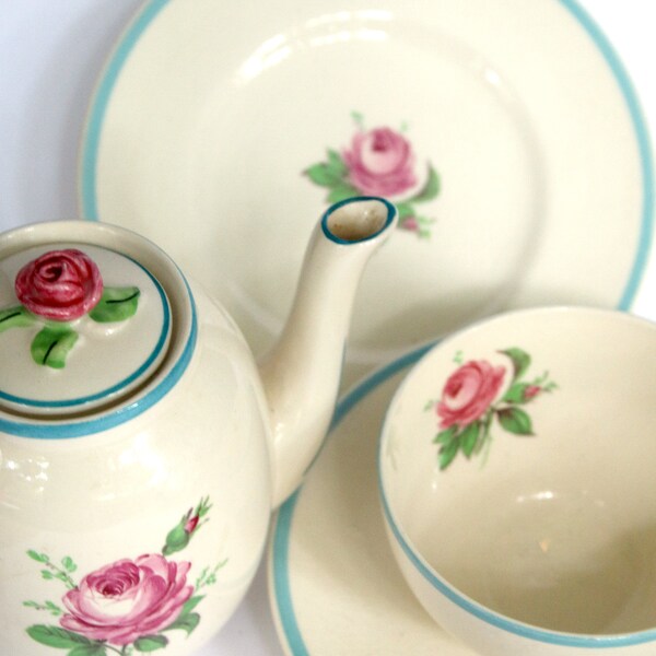 Rosebud Tea Cups - Etsy