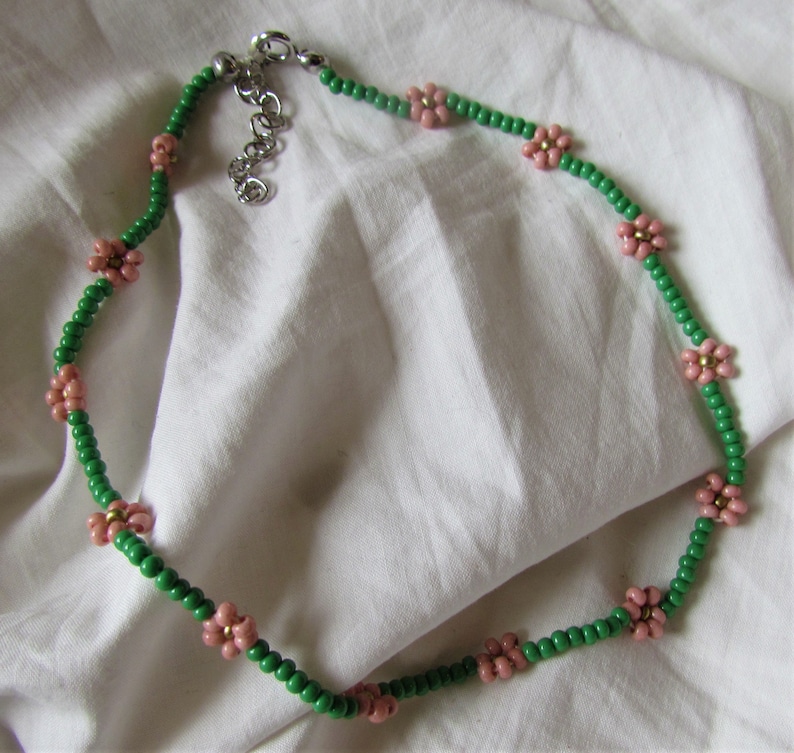 Daisy Chain Necklace Seed Bead Necklace Daisy Chain Daisy Etsy