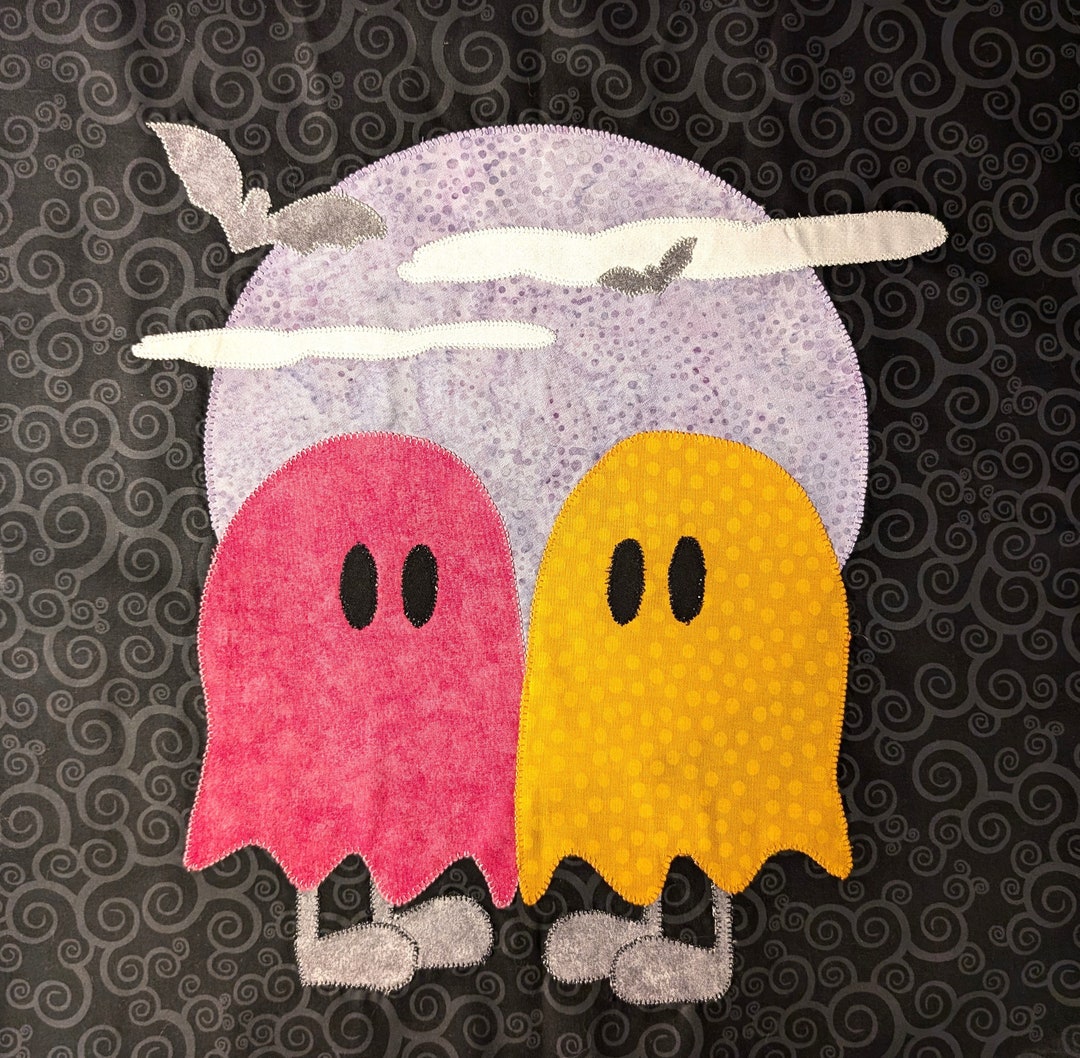 Halloween Applique Ghosts Pillow, Quilt Block, or Wall Hanging, 18"x18 ...
