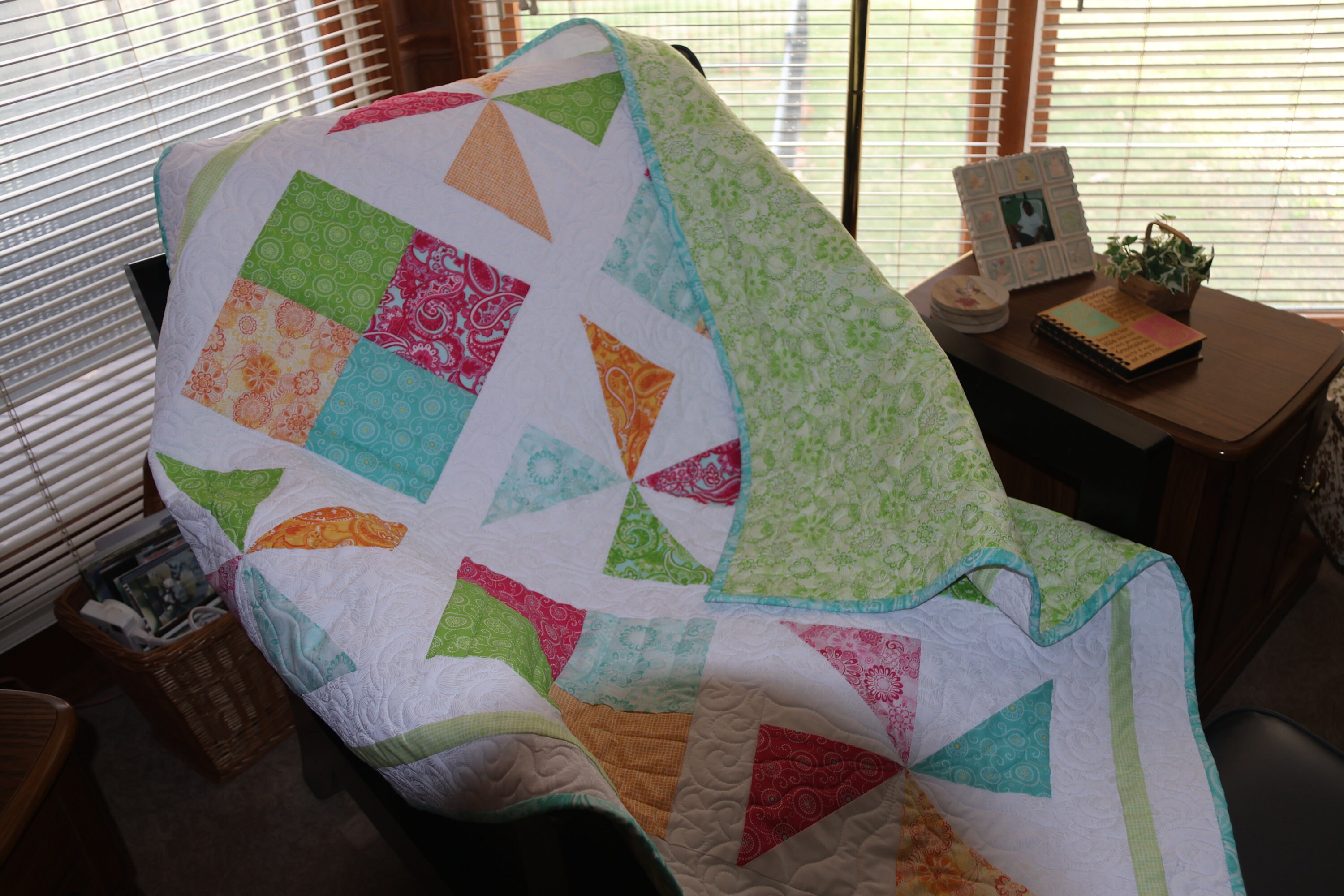 Windy 4-patch Quilt Pattern, Beginner Friendly Baby Quilt (PDF Pattern ...