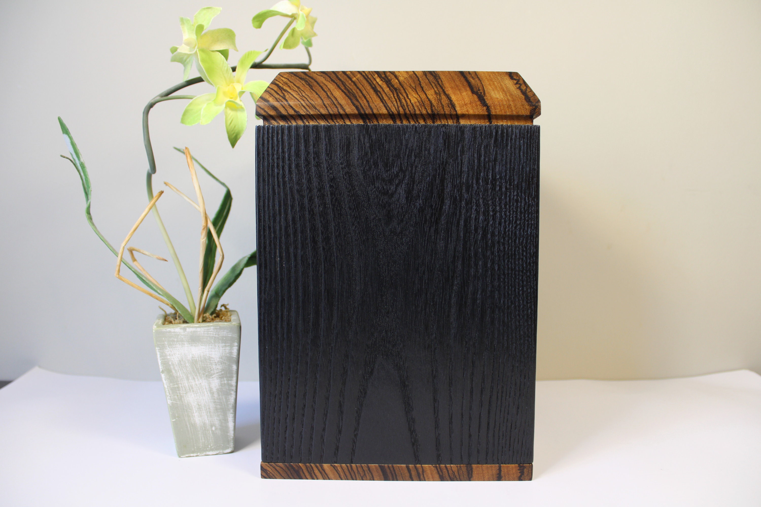 Shou Sugi Ban Wood Cremation Urn – Ash & Zebrawood #2 - Etsy
