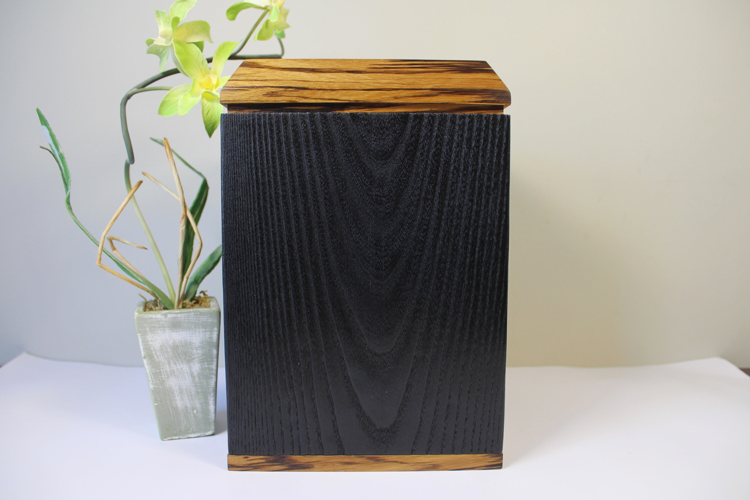 Shou Sugi Ban Wood Cremation Urn – Ash & Zebrawood #2 - Etsy
