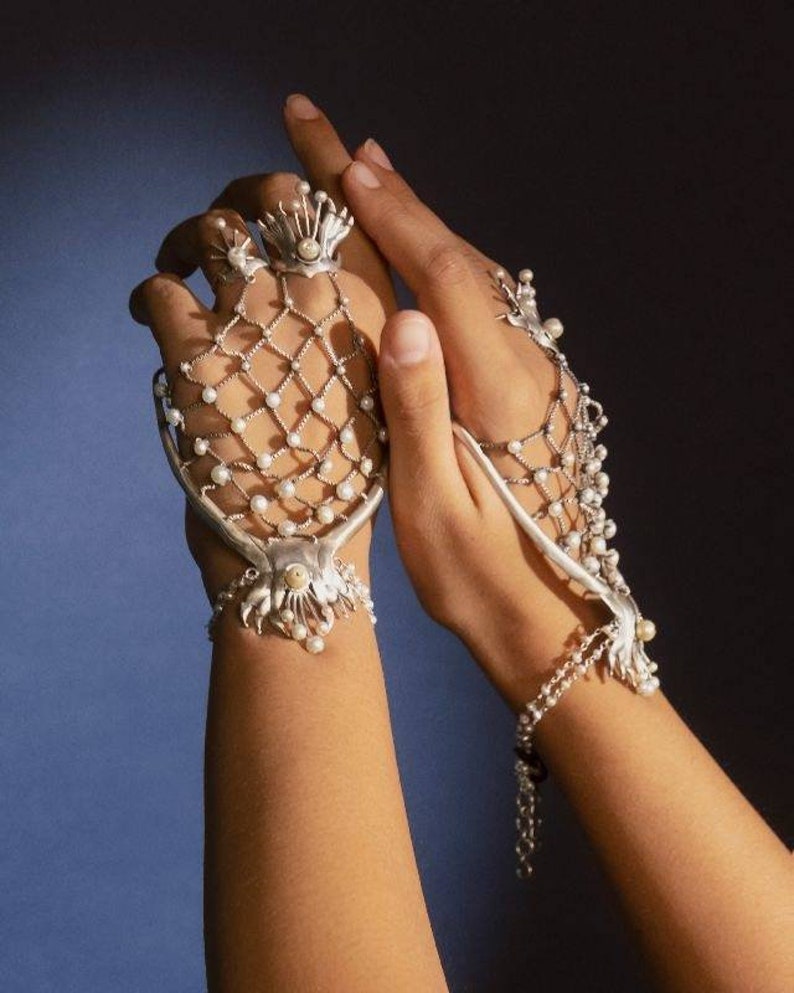 Kaju Katli Palm Cuff Silver/925 Sterling Silver/oxidised Polish ...