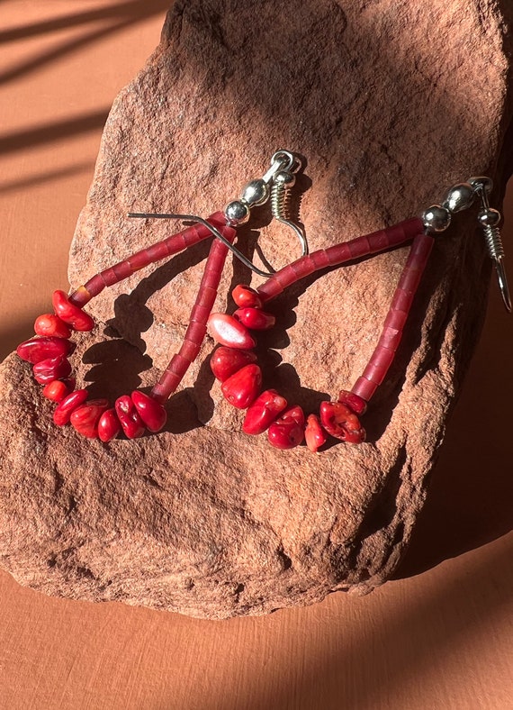 Native American Red Coral Heishi and Chip Bead Teardr… - Gem
