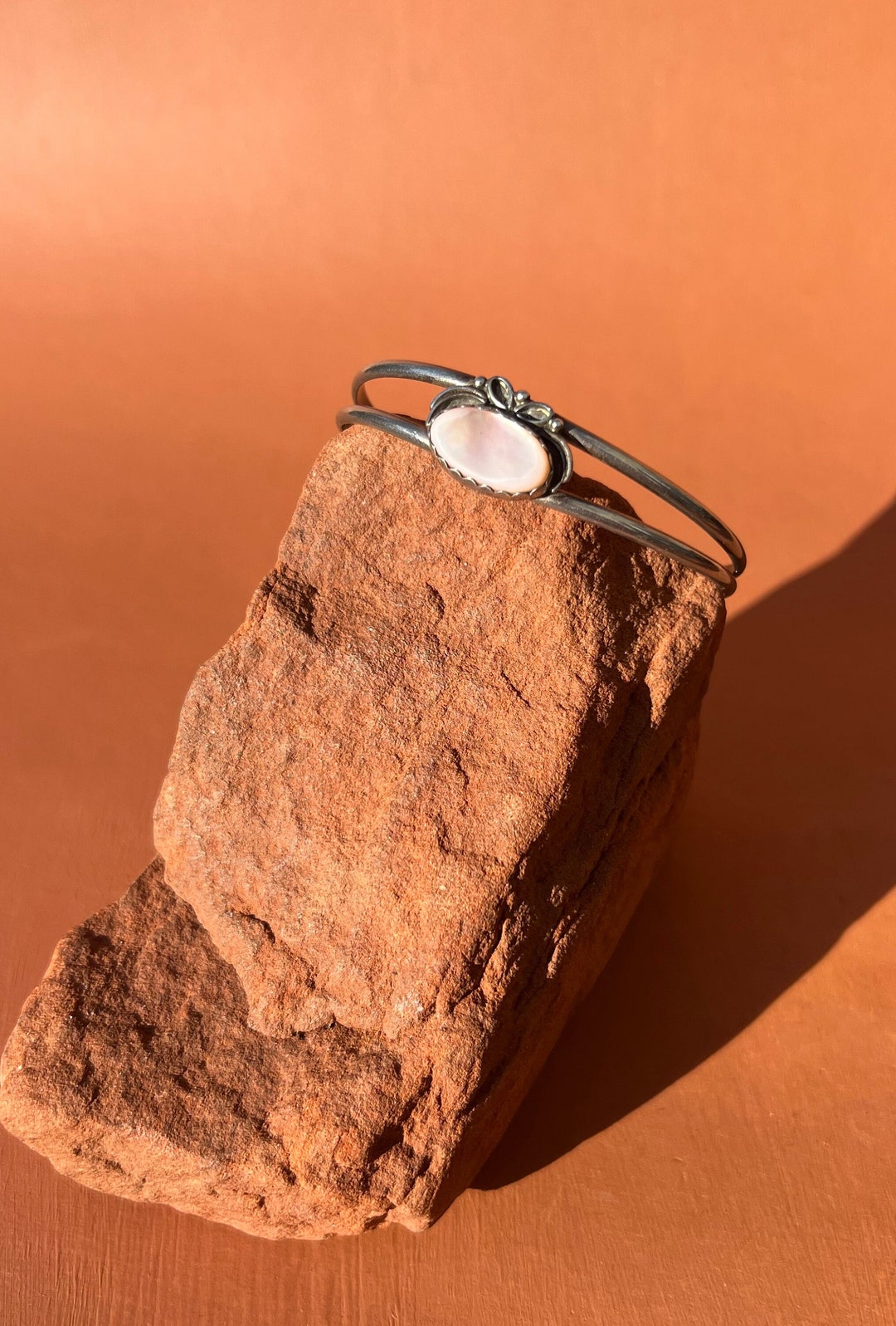 Pink Mussel Shell Native American Sterling Cuff Navajo Pink Mother of ...