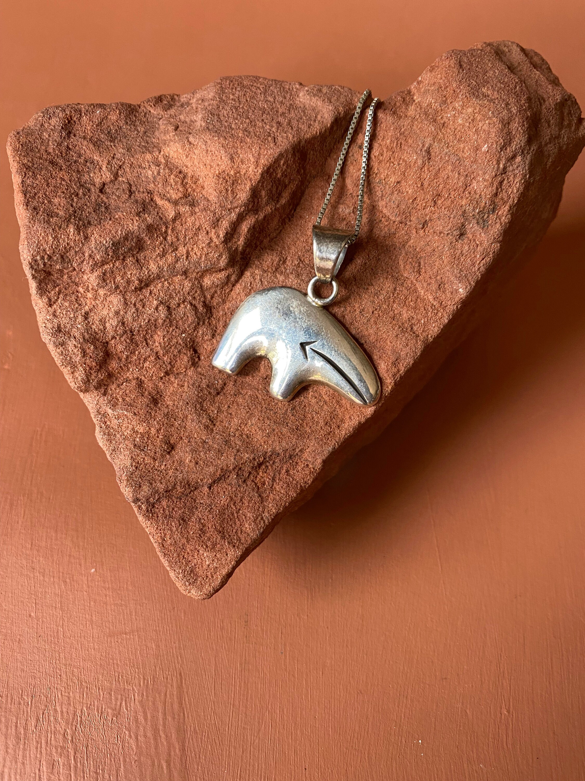 Alvin Thompson Navajo Sterling Bear Fetish Pendant Necklace - Etsy