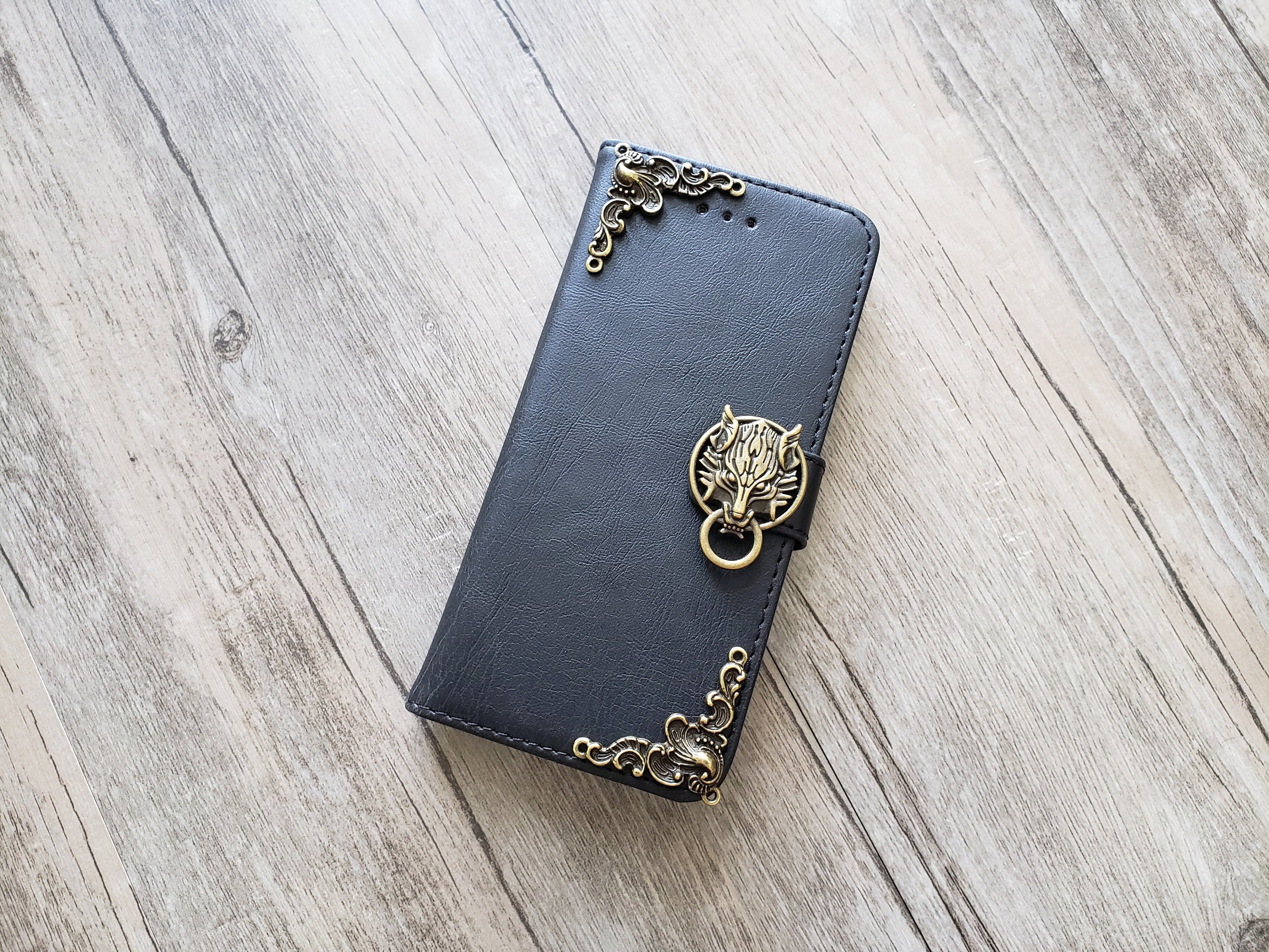 Final Fantasy 7 Cloudy Wolf Phone Wallet Case for Iphone X XS - Etsy