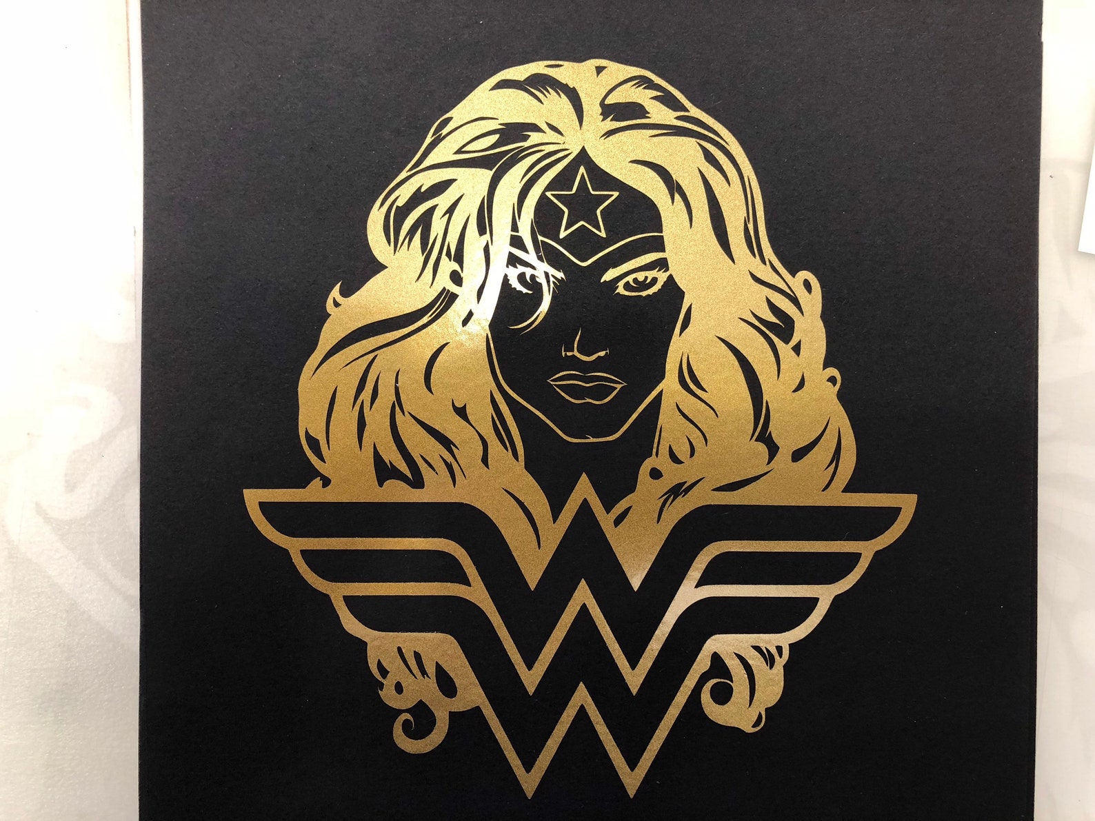 Wonder Woman vinyl sticker decal | Etsy