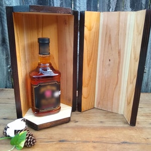 Personalized Bourbon Whiskey Box, Gift for Dad for Him, Bourbon Gifts ...