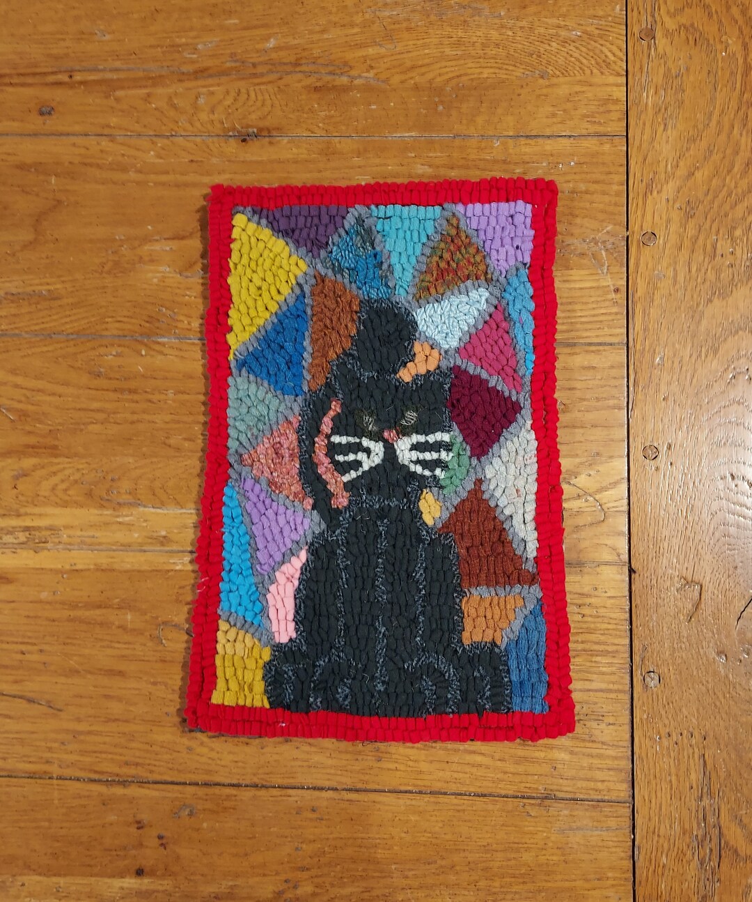 Cat on Hit and Miss Shapes Primitive Hand Hooked Rug, Wall Hanging ...
