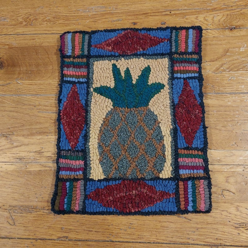 Primitive Pineapple - Etsy