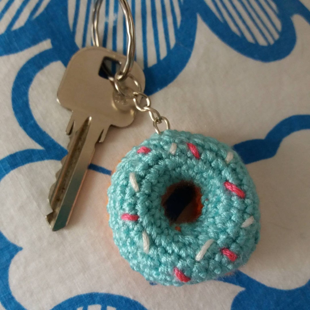 Donut Keychain. Marty Merlin Crochet - Etsy
