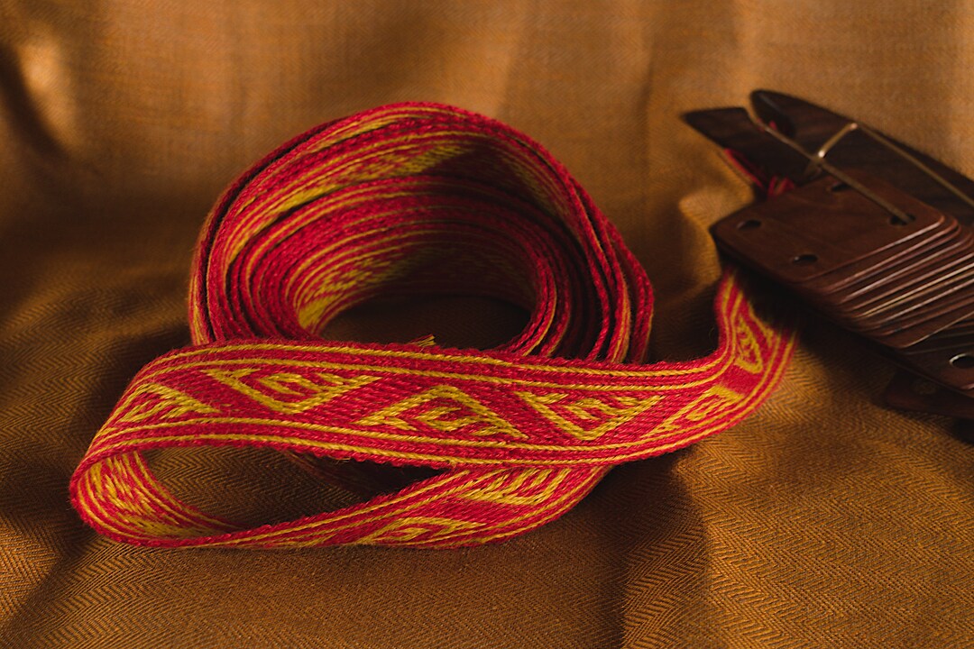 Handwoven Belt, Hallstatt, in Your Choice of Color, Tablet Weaving - Etsy