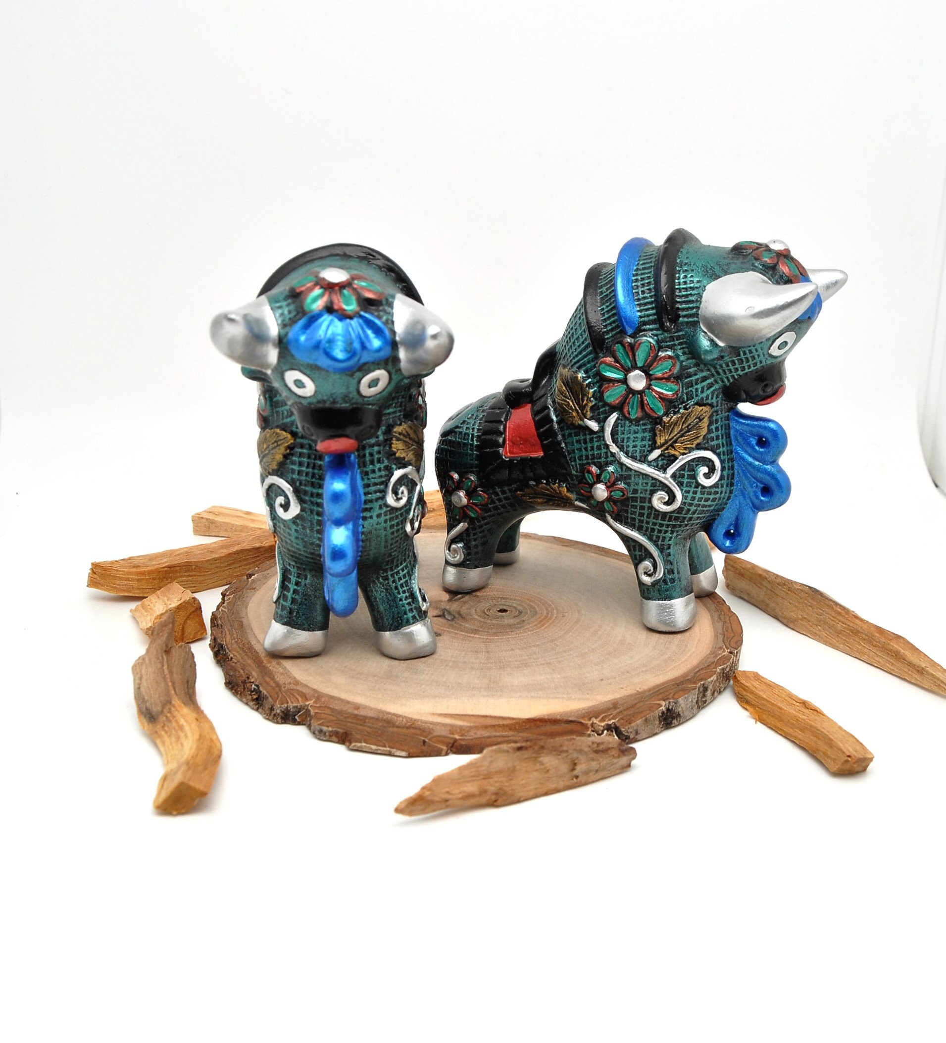 Torito De Pucará | Medium Pucara Bull | Hand-painted Peruvian Ceramic ...