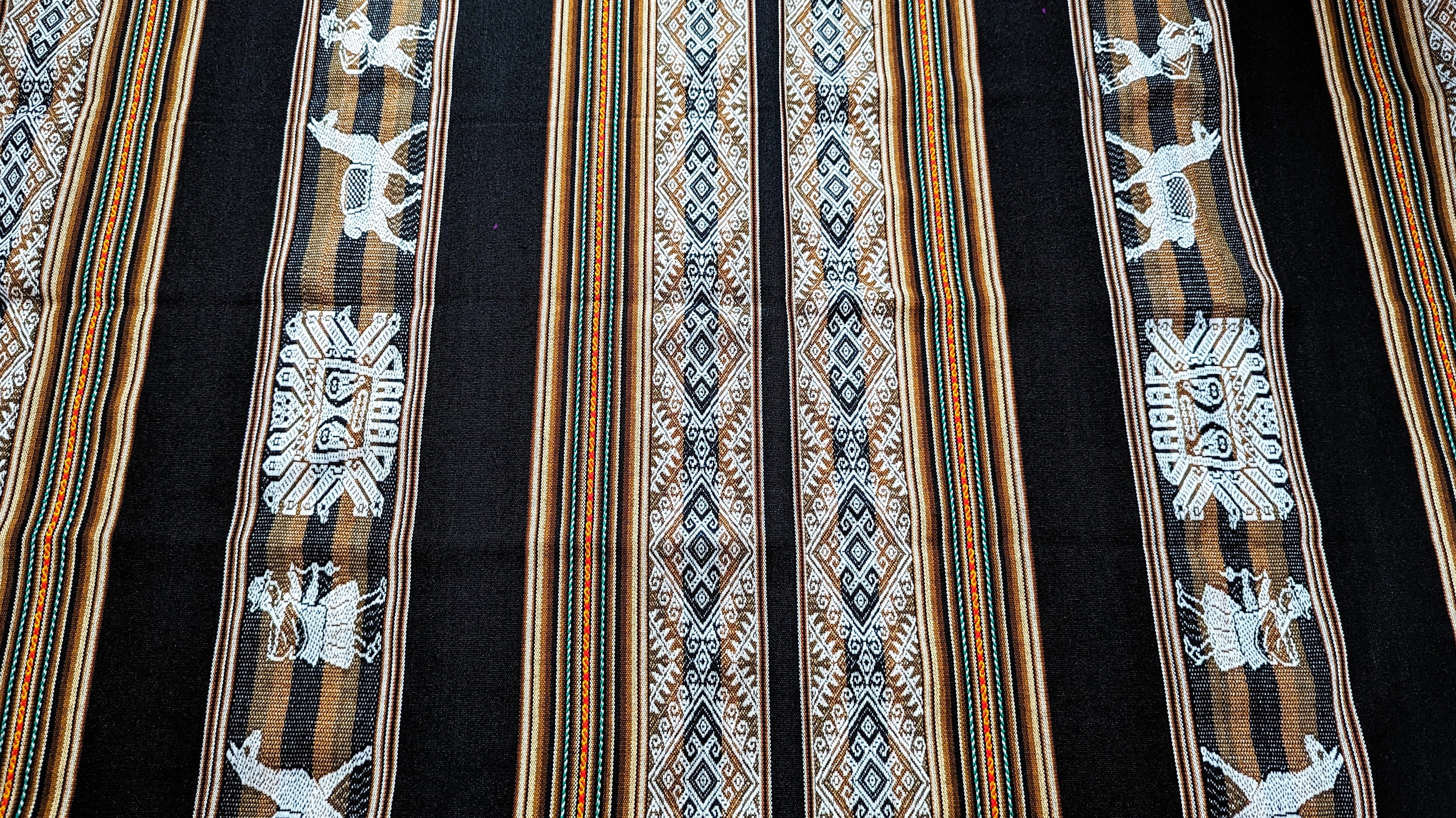 Inca Peruvian Fabrics - Peasant Motifs & Gods of Pre-inca Chavin ...