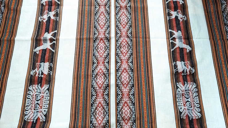 Inca Peruvian Fabrics - Peasant Motifs & Gods of Pre-inca Chavin ...