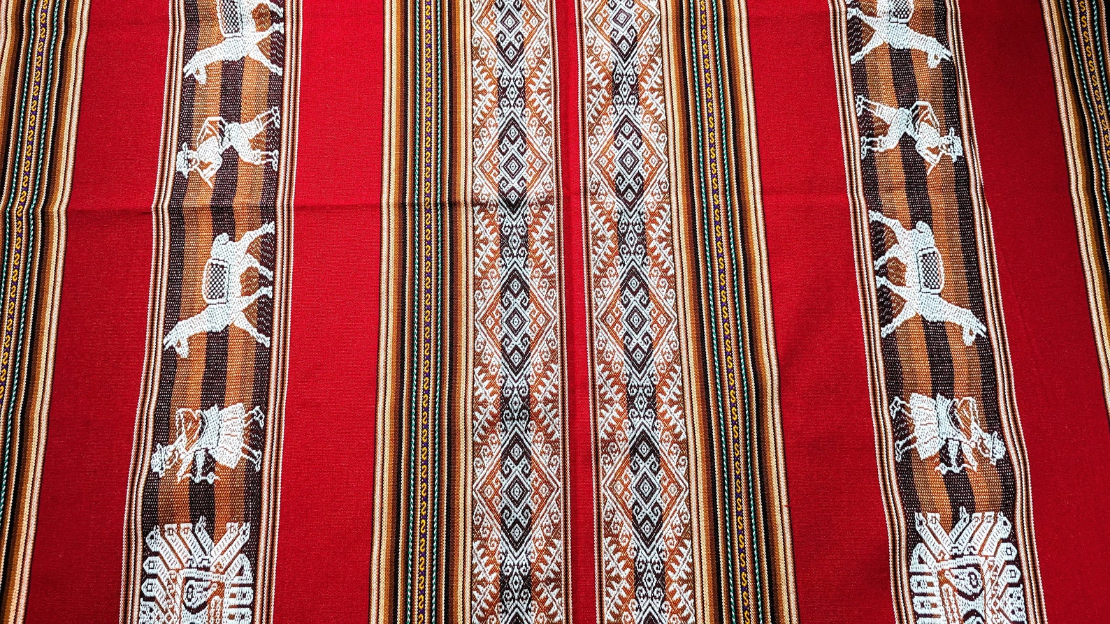 Inca Peruvian Fabrics - Peasant Motifs & Gods of Pre-inca Chavin ...
