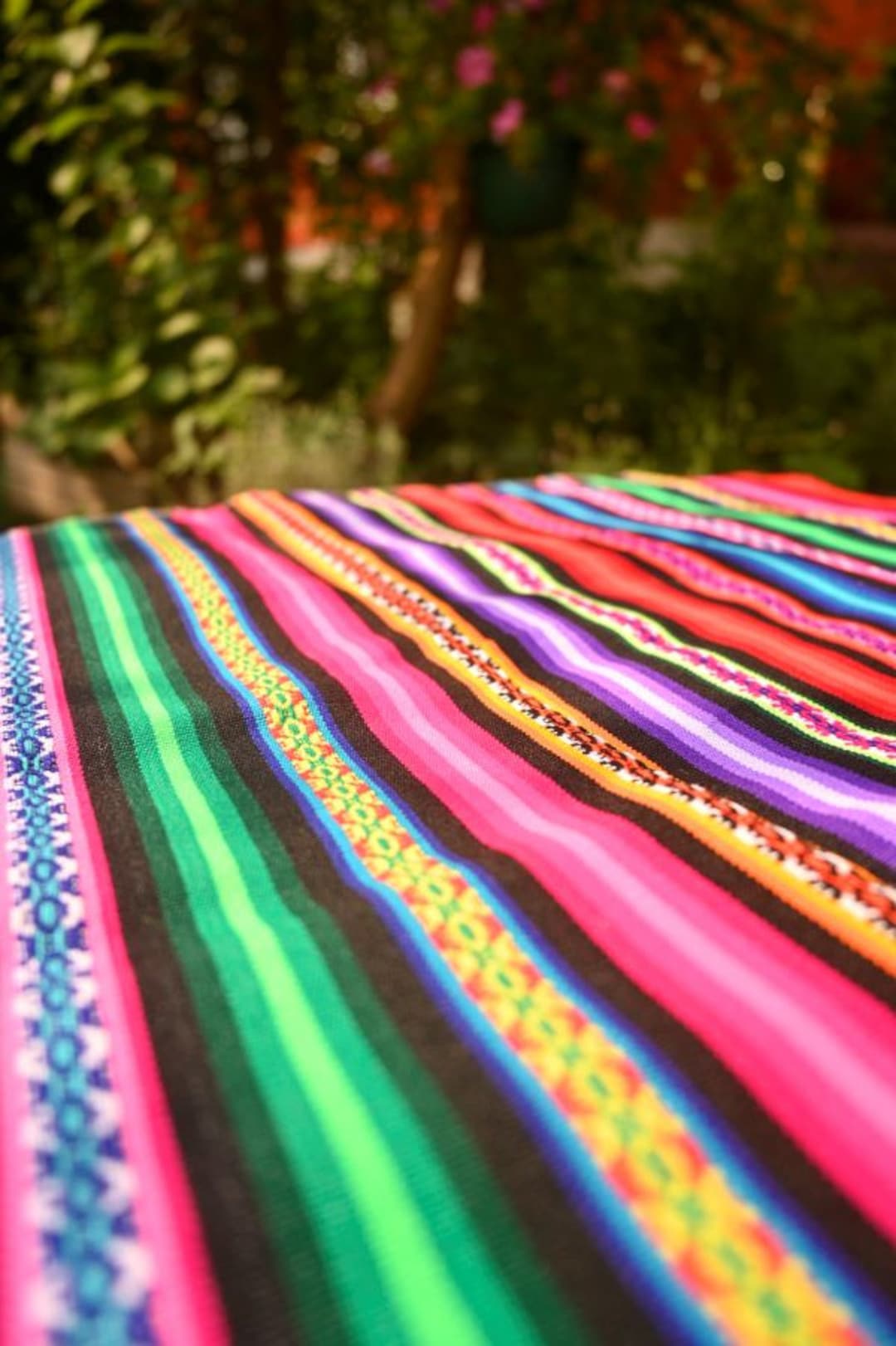 IIIb. Tela andina peruana Rayada al corte con costura Tejido aguayo ...