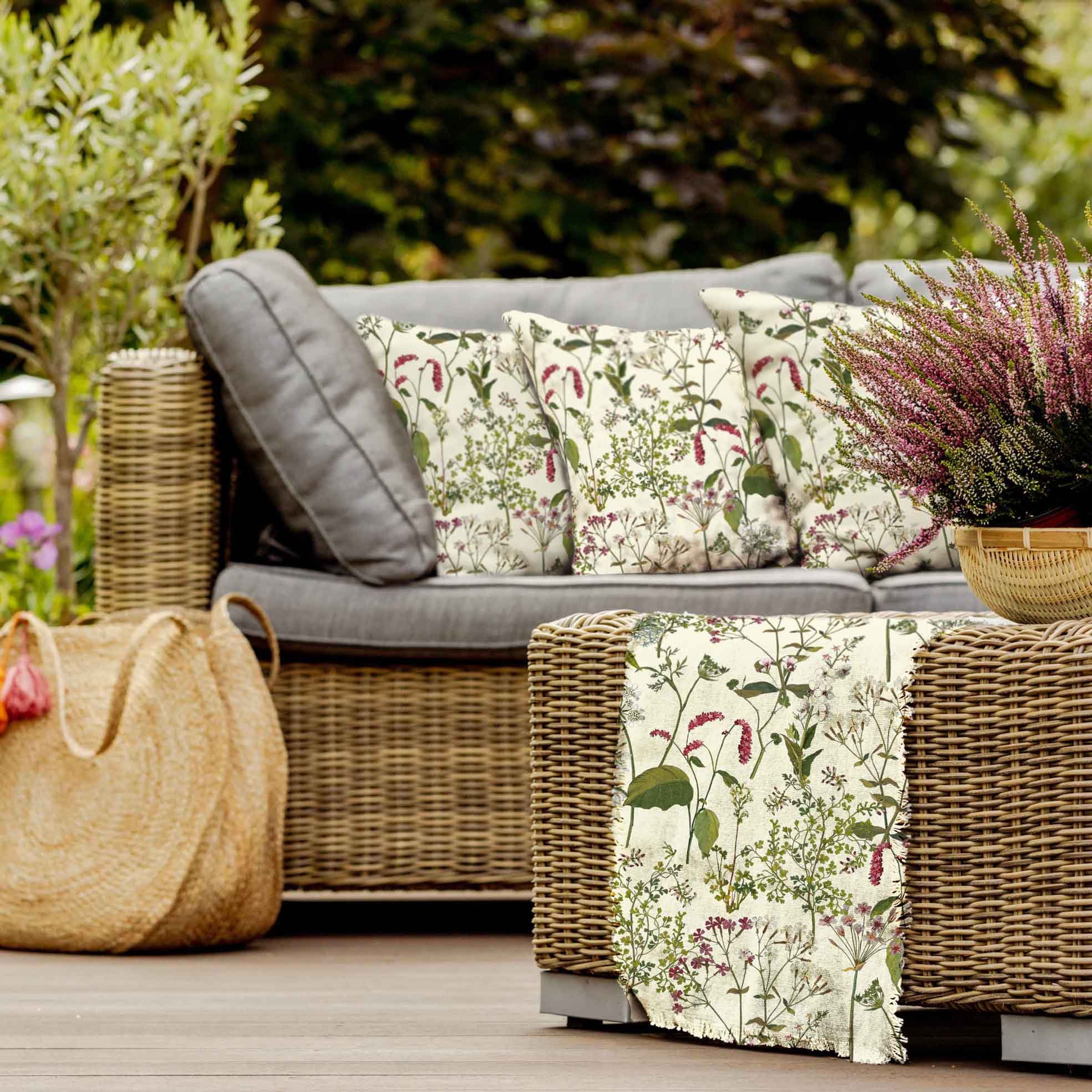 Water Resistant Garden Outdoor Cushion Pillow Welsh Meadow 43x43cm, 17 ...