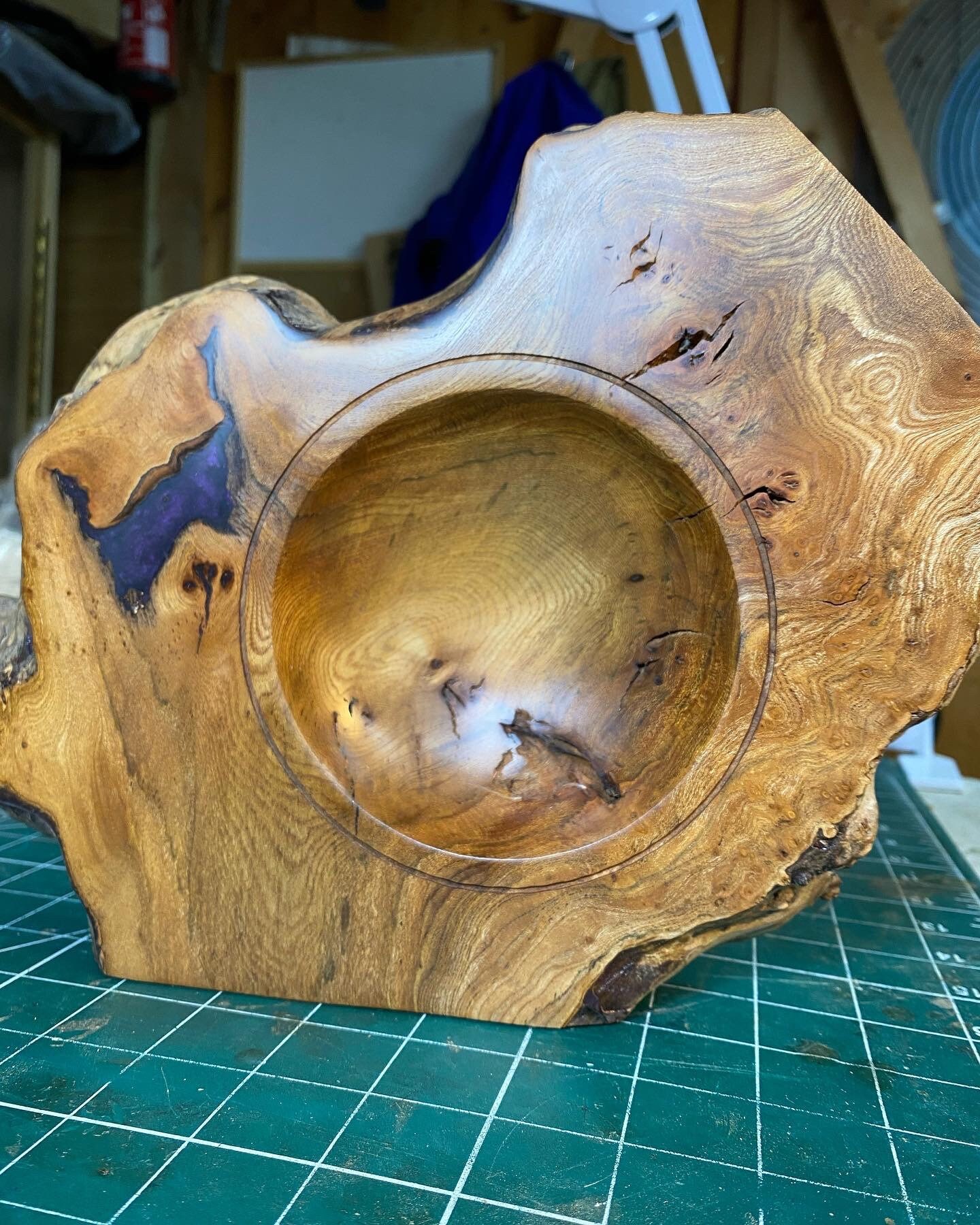 Wych Elm Burr Standing Bowl - Etsy