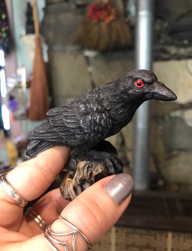 Altar Crow/raven Statue - Etsy