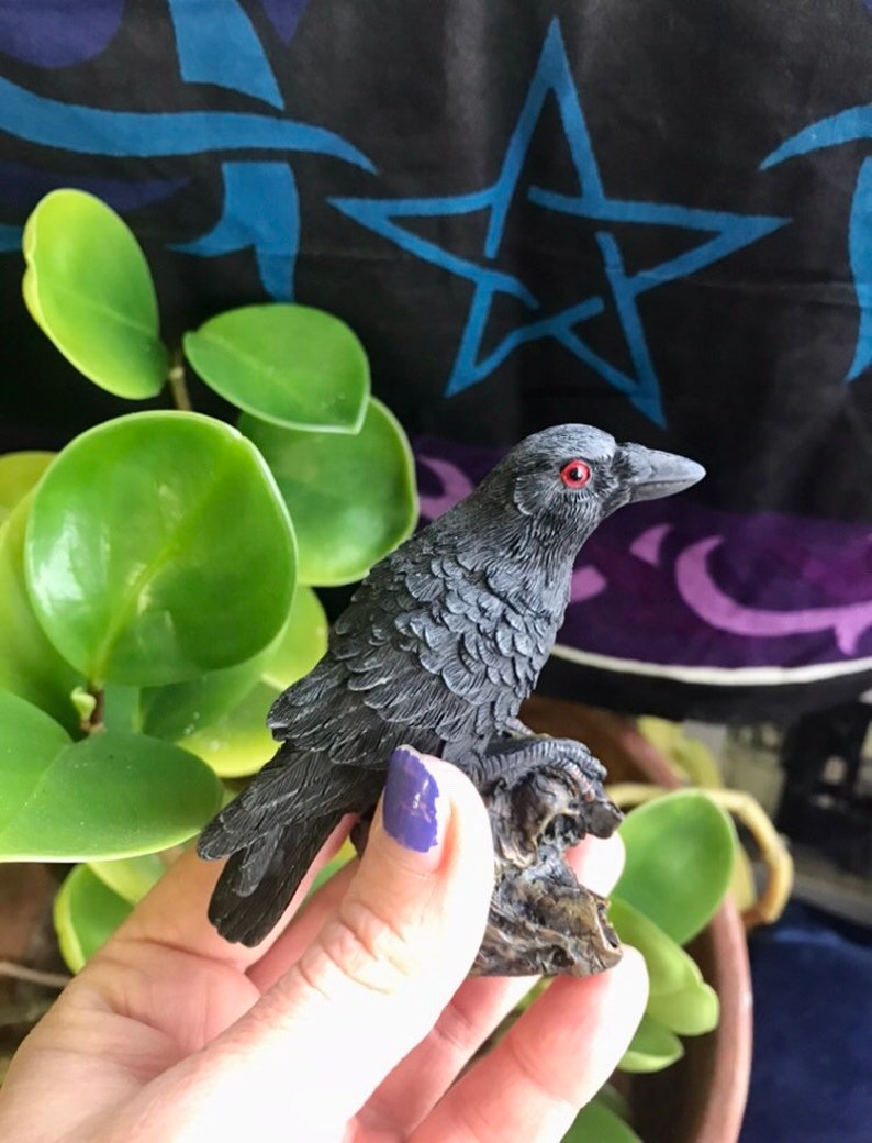 Altar Crow/raven Statue - Etsy