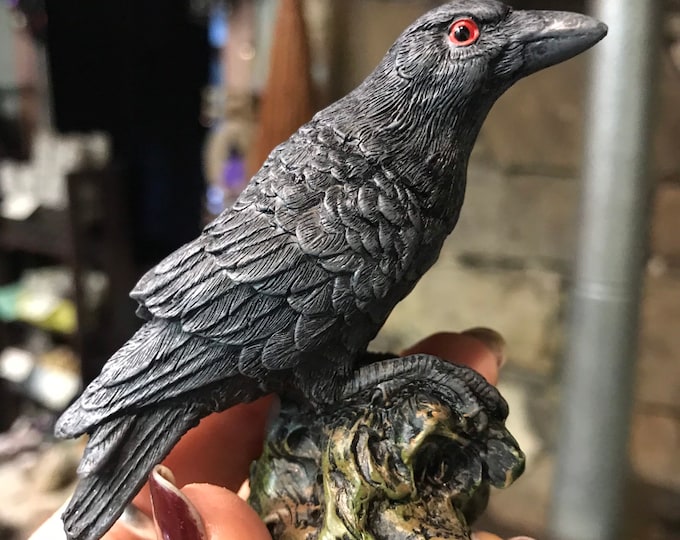 Altar Crow/raven Statue - Etsy