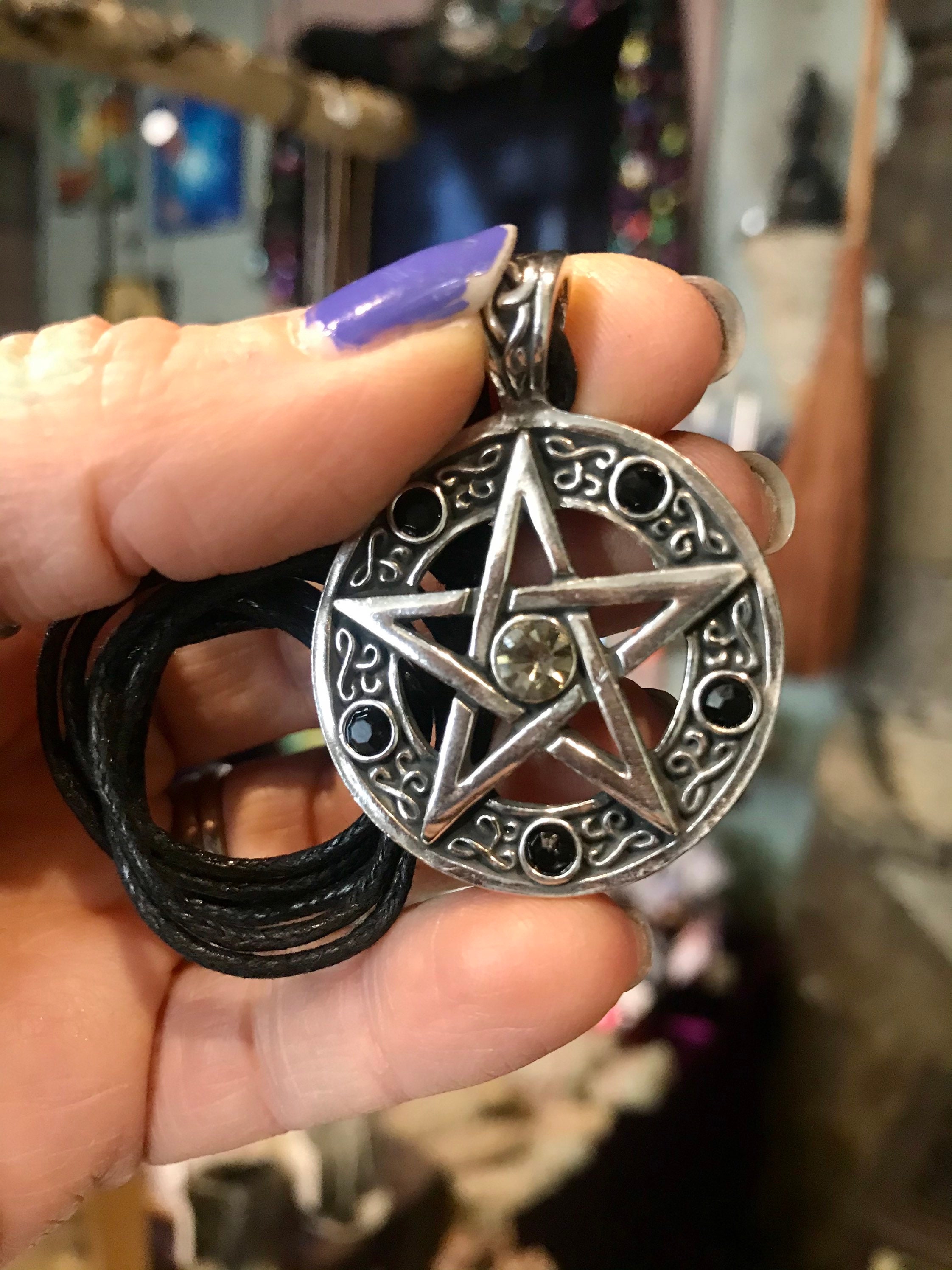Pentacle Magick Amulet Black&white Power - Etsy