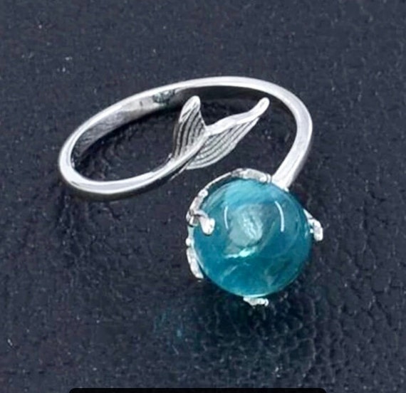 Mako Mermaids Moon Pool