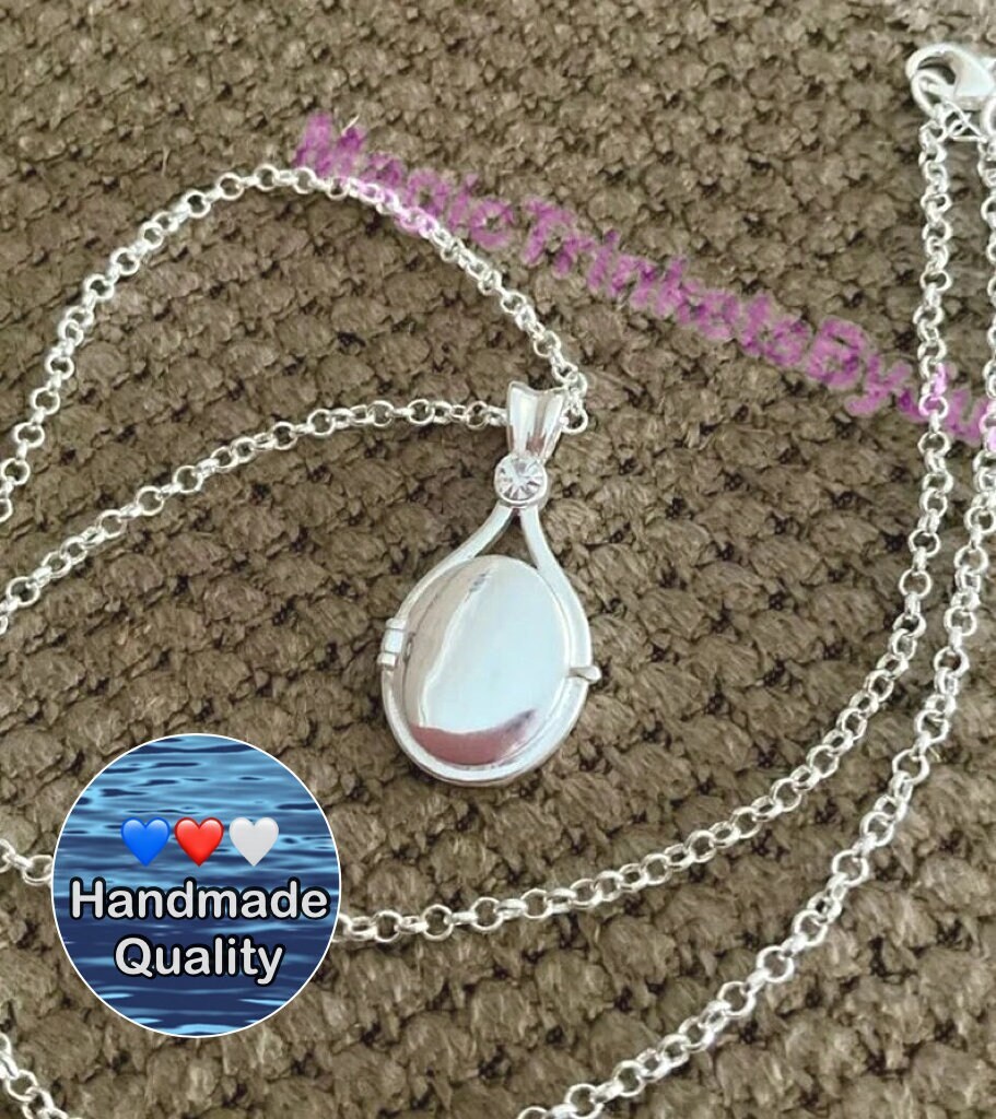 Mako Mermaids Rita Necklace