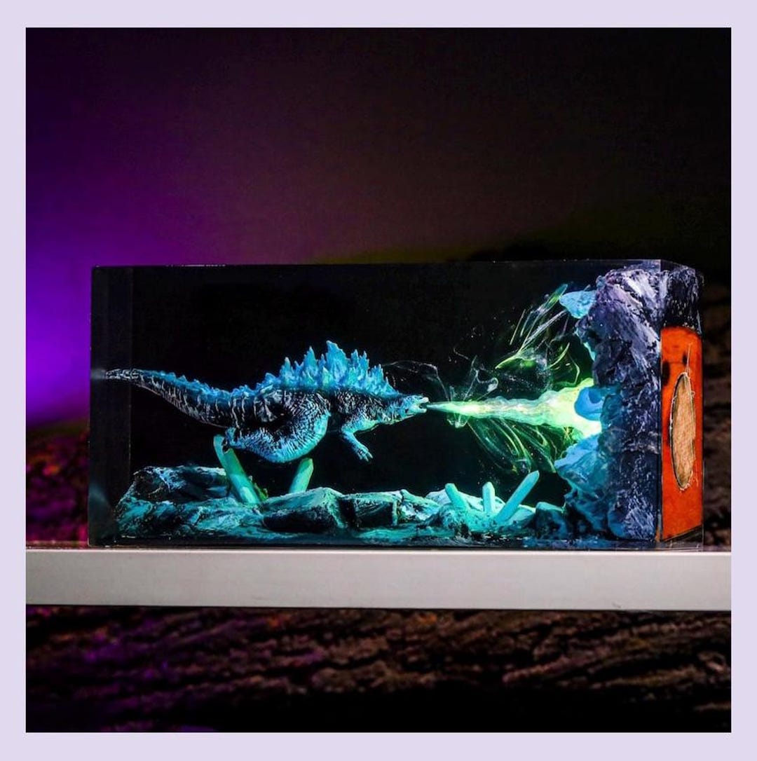 Giant Monster Burning Night Lamp Atomic Breath Resin Lamp Monster ...