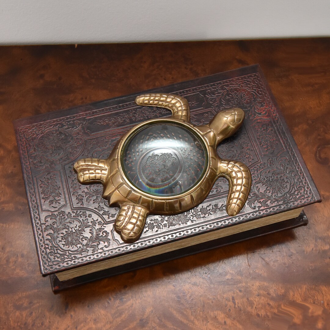 Stylish Turtle-shaped Magnifier: Glass and Brass Magnifier for Books ...