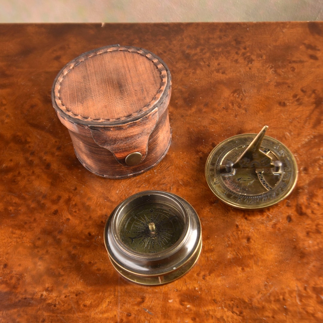 Vintage Style Brass Compass in Leather Case Nautical Sailing Accessory ...