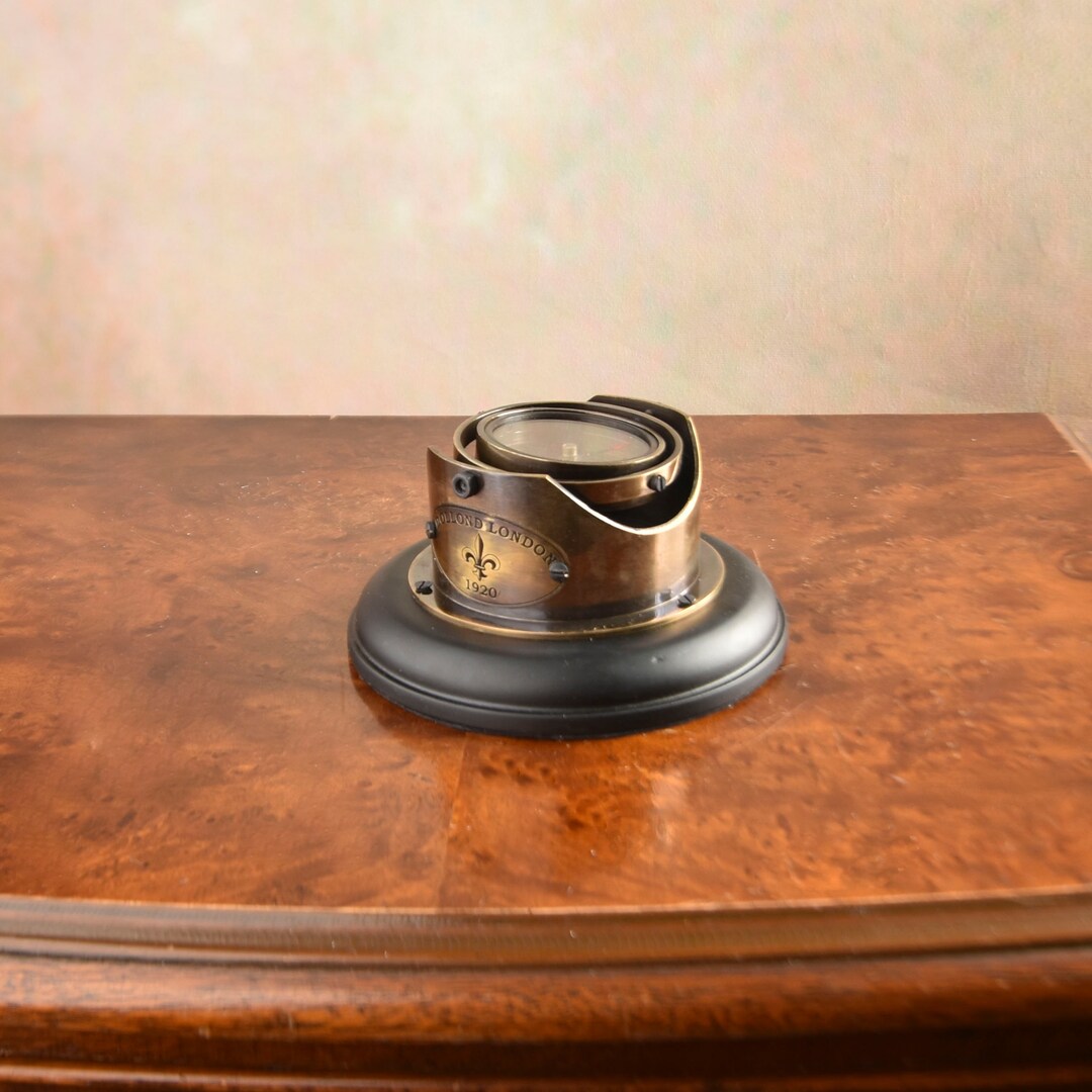 Vintage Style Brass Compass Self-leveling on Base Nautical Sailing ...