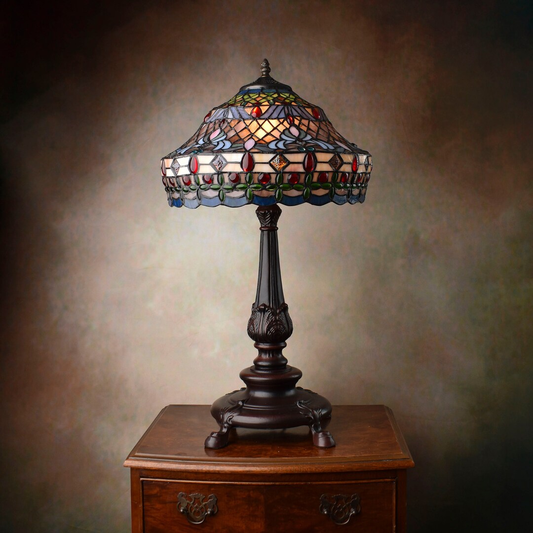Amazing Stained Glass Lamp, Tiffany Style Table Lamp, Large Living Room ...