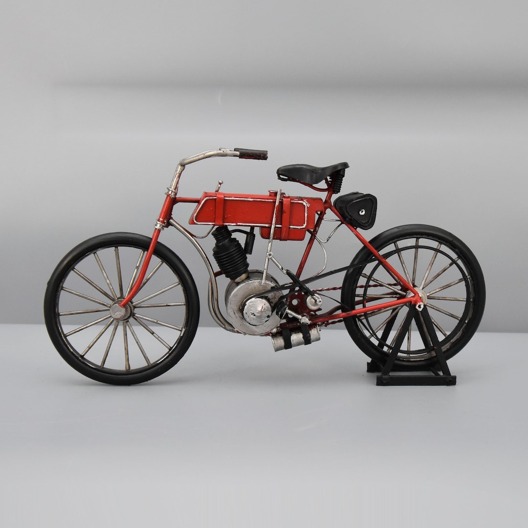 Old Red Bike Metal Model, Vintage Bicycle Metal Toy, Collector Item ...