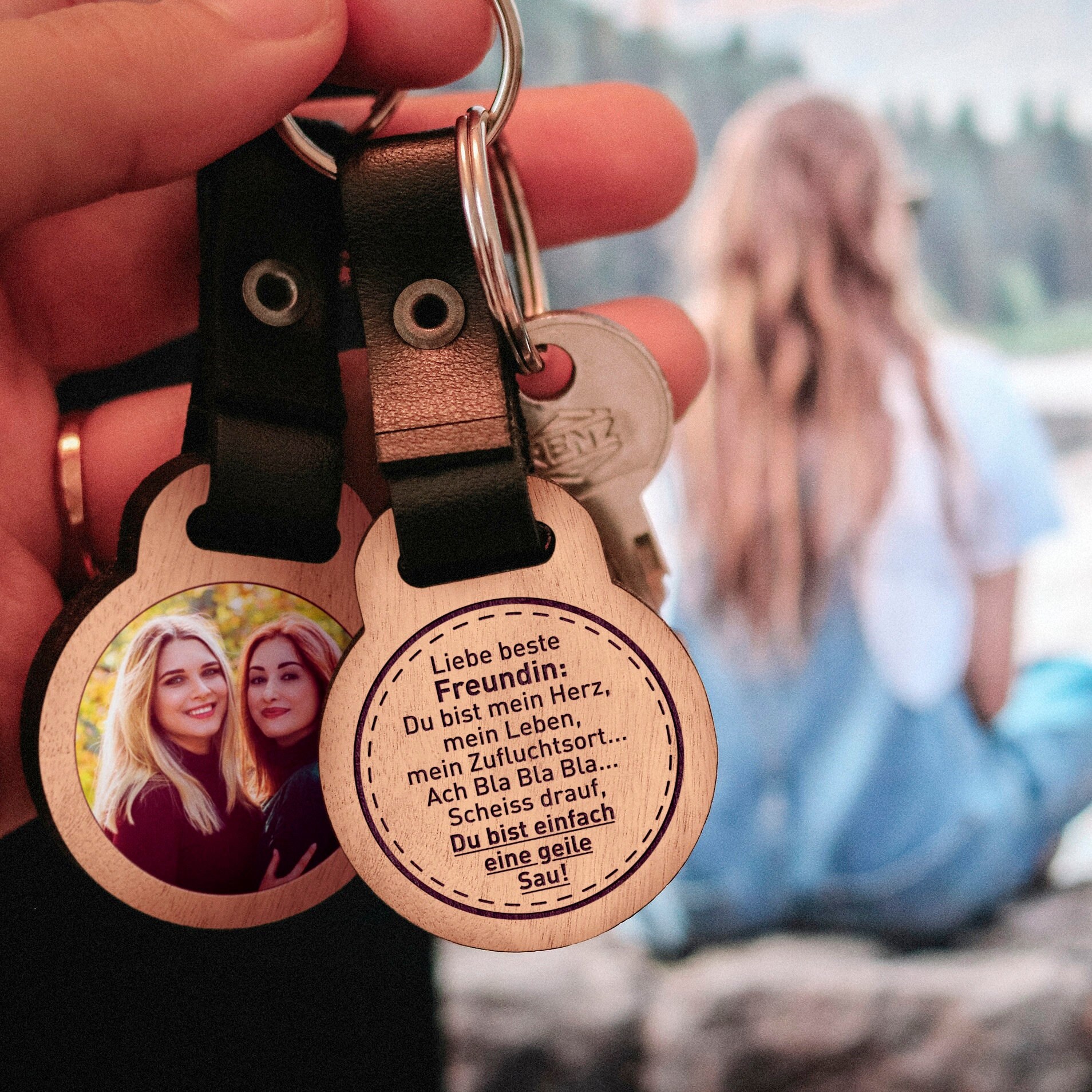 Dear Best Friend Keychain With Photo in Oak With Engraving and Scratch ...