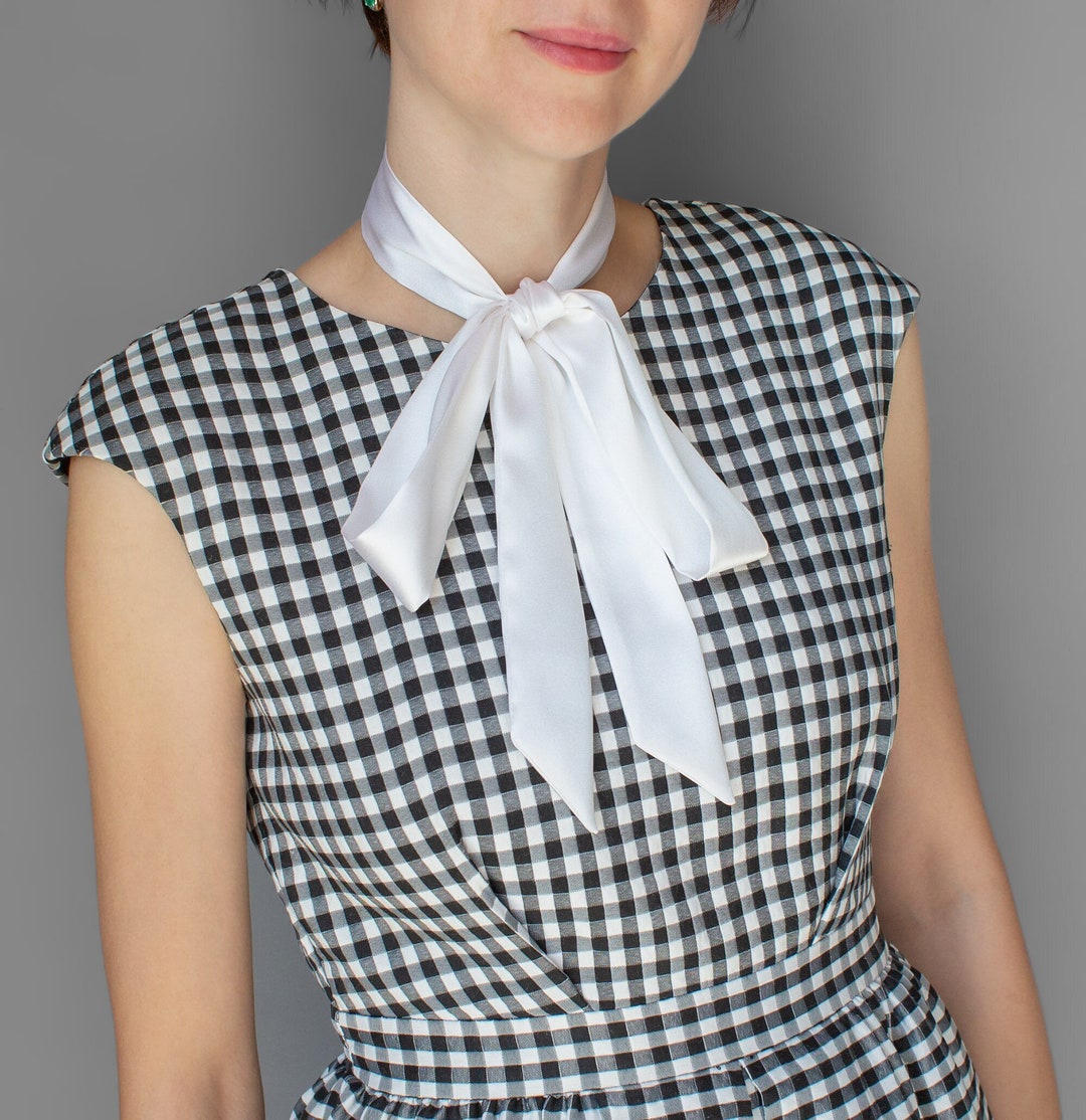 Pure White Silk Scarf: Skinny Choker, Neck Scarf - Etsy