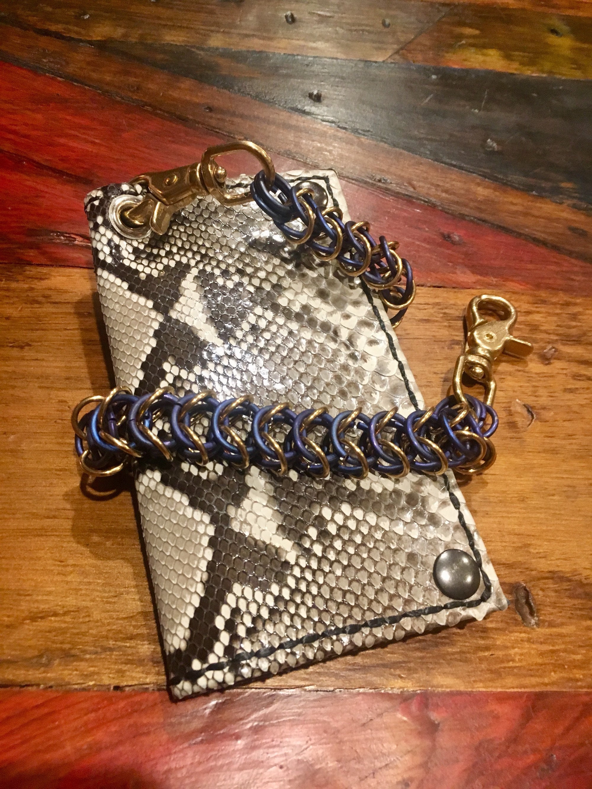 Titanium KNUCKLE-UP (box Chainmaille Weave). - Etsy