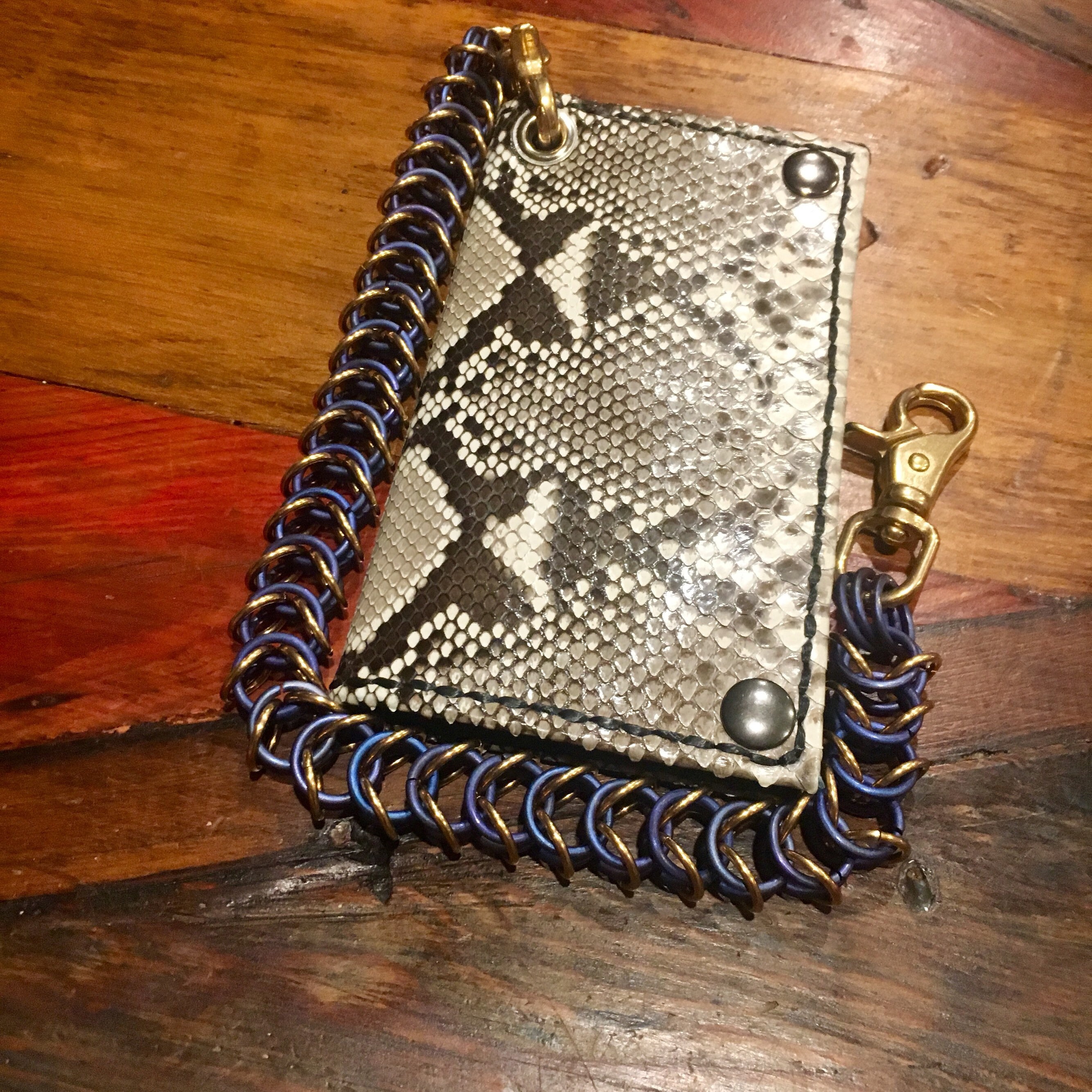 Titanium KNUCKLE-UP (box Chainmaille Weave). - Etsy