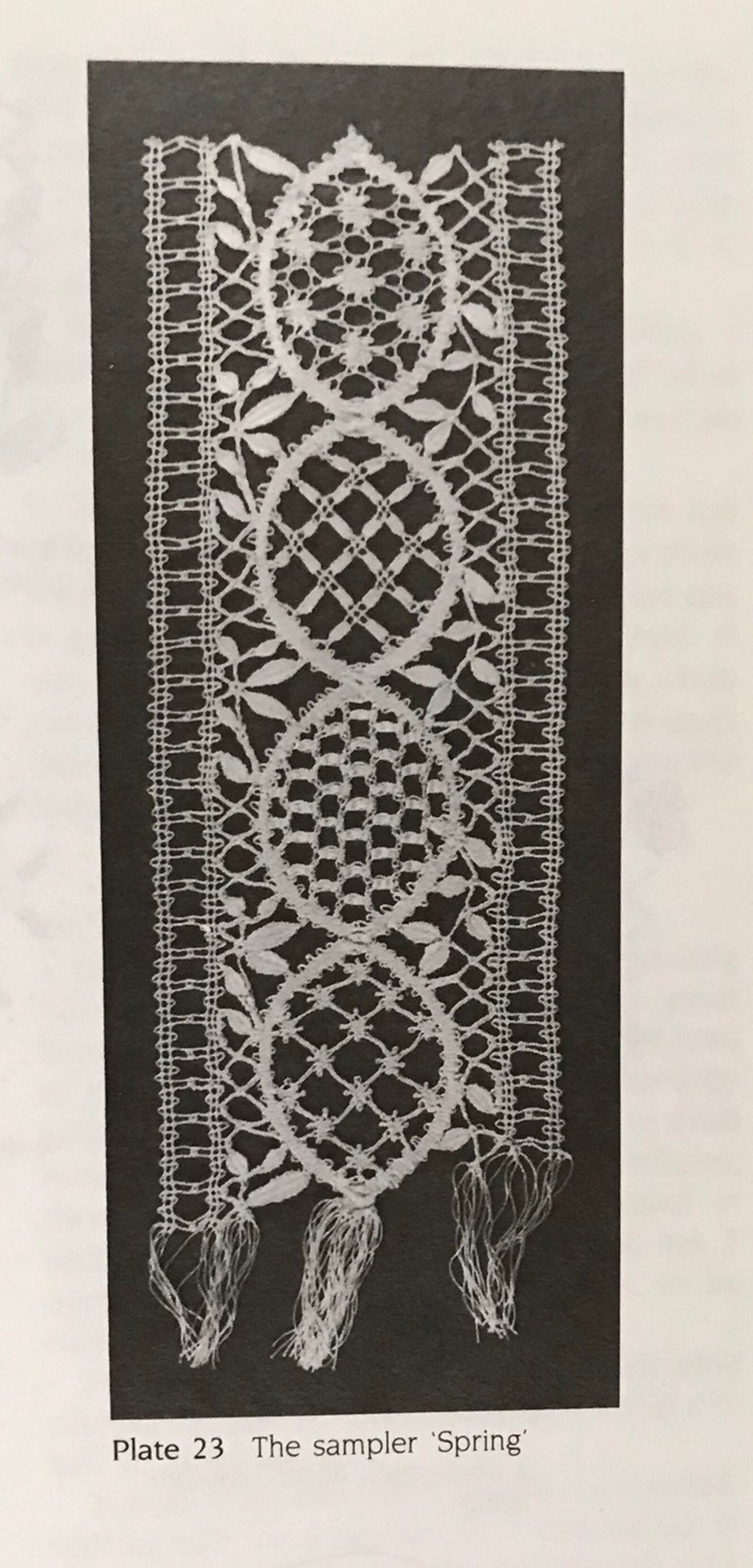 Bobbin Lace Books 34.50-38.50 Ea- Traditional Bedfordshire Lace ...