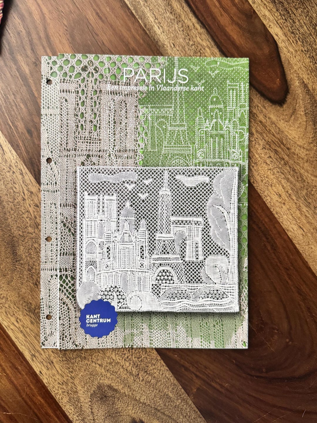 NEW Flanders Lace Folio Paris 29.50 by Kantcentrum Parijs Een Impressie ...